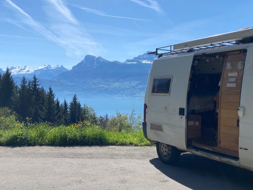 Road trip en Suisse : itinéraire de 7 jours en van aménagé avec notre chien